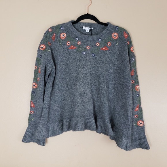 THML | Sweaters | Thml Floral Gray Sweater Size M Ruffle Hem H | Poshmark